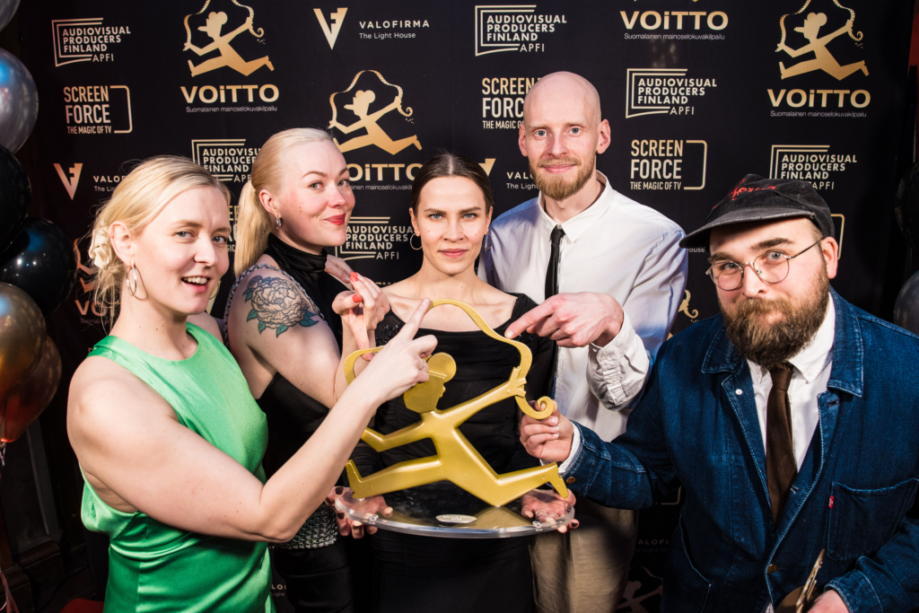 Voitto-mainoselokuvakilpailun palkinnot jaettu – vuoden 2023 parhaaksi ...